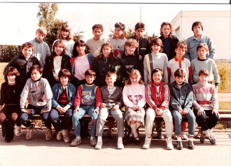 Photo de classe 6eme7 de 1985, Collège Emile Malfroy - Copains d'avant