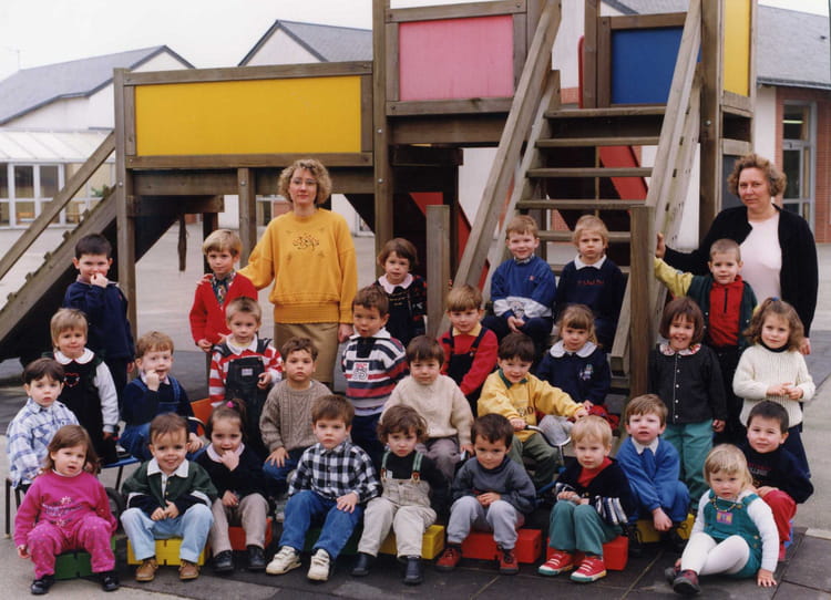 Photo de classe 1994/1995 de 1994, ECOLE LE LINOT - Copains d'avant