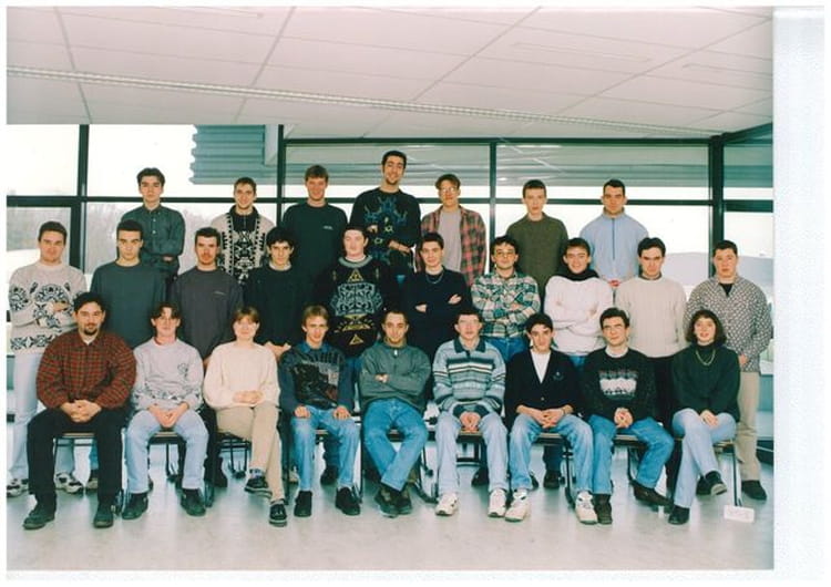 Photo de classe BTS PRODUCTIQUE 1ère année de 1997, Lycée Durzy ...