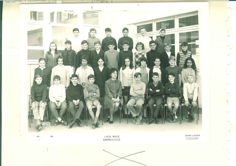 Photo de classe 5ème de 1969, Collège Marcel Roby - Copains d'avant