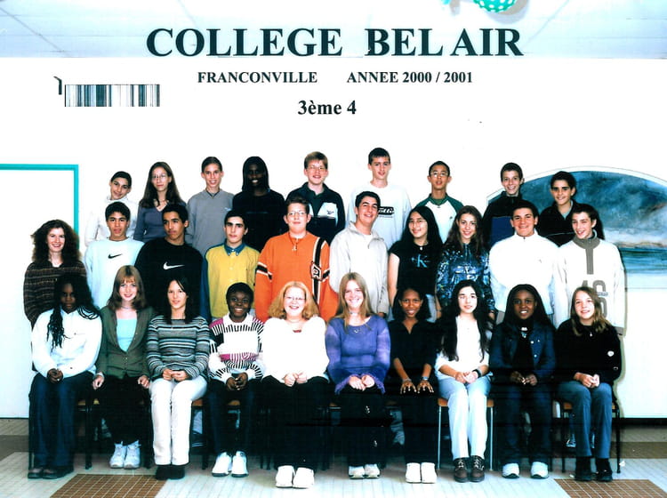 Photo de classe 3ème 4 de 1970, Collège Bel Air - Copains d'avant
