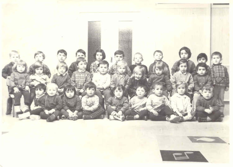 Photo de classe Petite section - classe de Mme Borel de 1967 ...