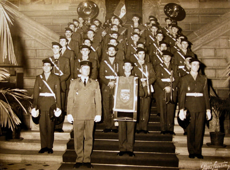 Photo de classe Musique du 57° RI de 1977, 57ri Musique Régionale ...