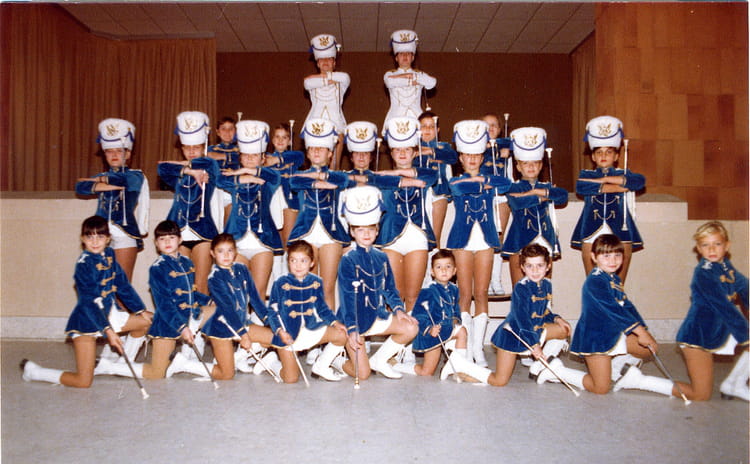 Photo de classe Majorettes 1980 de 1980, Club De Majorettes - Copains d ...