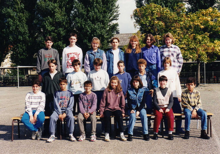 Photo de classe 4ème de 1994, Collège Bissy - Copains d'avant