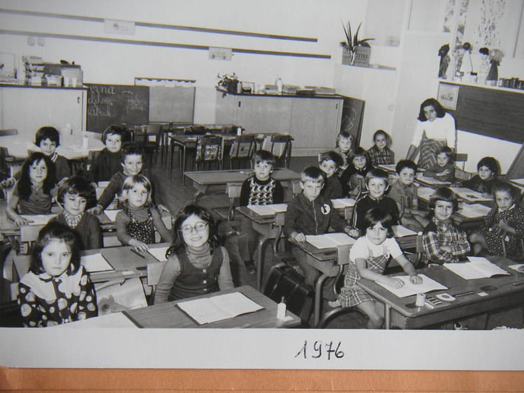 Photo de classe Année 1976 de 1976, Ecole Gabriel Leger (Vernou La ...