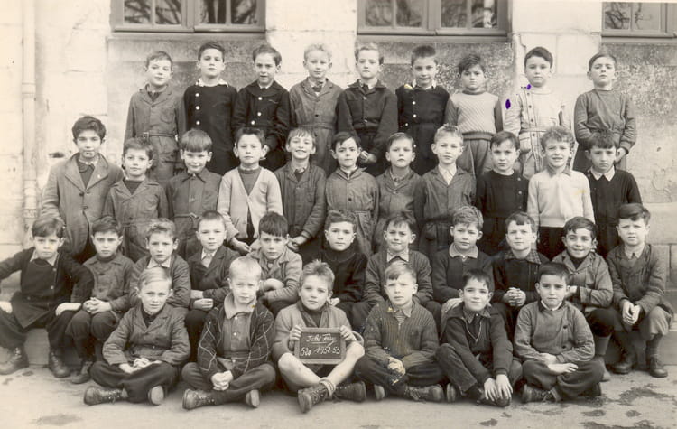 Photo de classe CE1- 52 -53. de 1953, ECOLE JULES FERRY - Copains d'avant