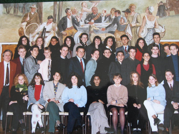 Photo de classe 1TS (1993-1994) de 1994, Lycée Professionnel Hôtelier ...