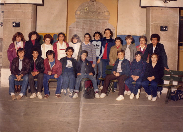 Photo de classe 5°5 de 1982, COLLEGE STRASBOURG - Copains d'avant