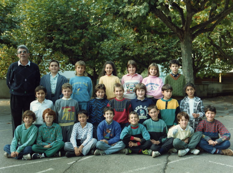 Photo de classe CM2 de 1989, Ecole Prugnat (Rive De Gier) - Copains d'avant
