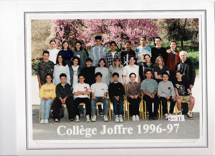 Photo de classe 5e11 1996-97 de 1996, Collège Joffre - Copains d'avant
