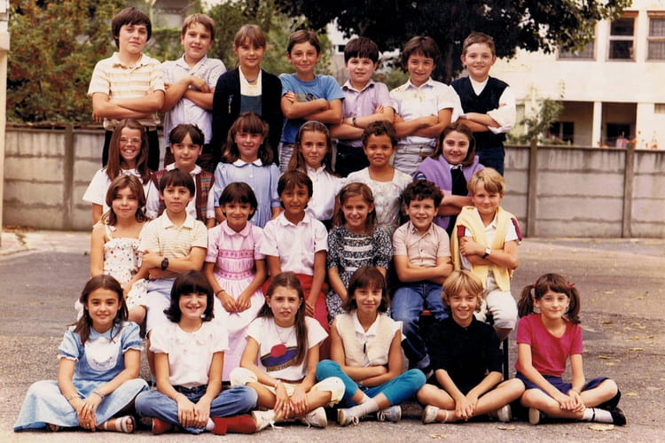 Photo de classe Classe de CM1 de 1984, Albert Thomas - Copains d'avant
