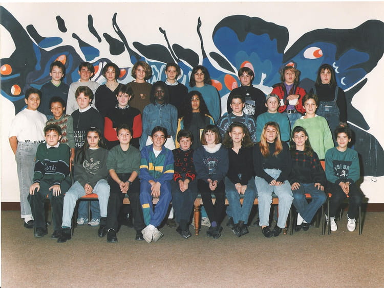 Photo de classe 5eme? de 1990, Collège Paul Riquet - Copains d'avant