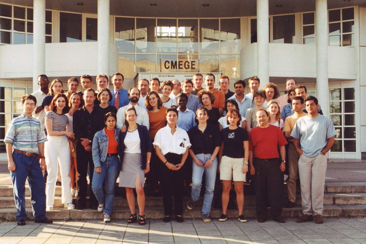 Photo de classe DESS CAAE de 1998, Université De Metz - Copains d'avant
