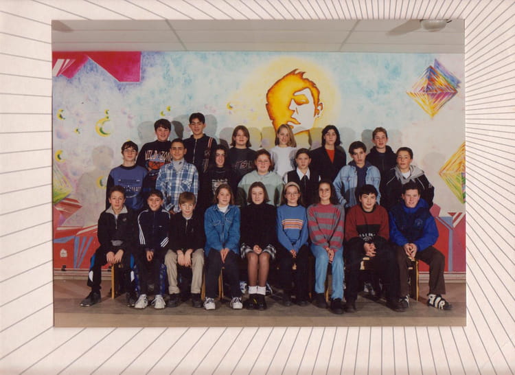 Photo de classe 5e5 de 1996, Collège Léon Marie Fournet - Copains d'avant