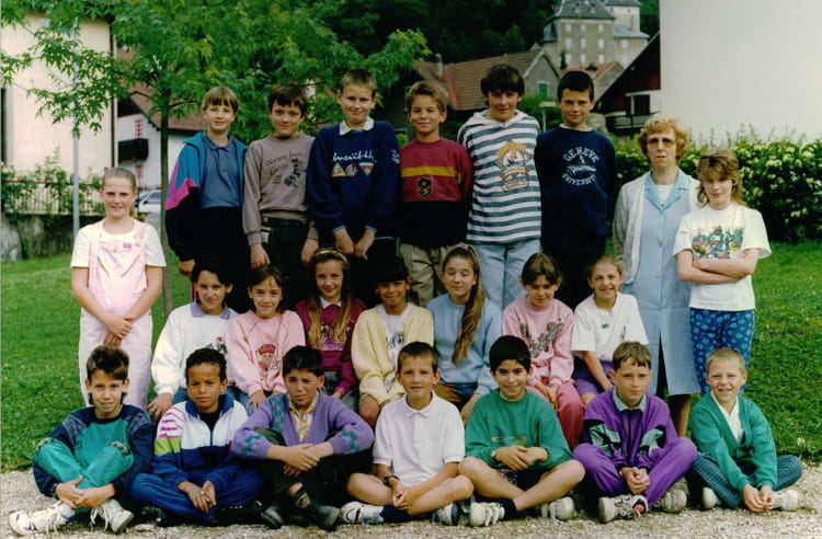 Photo de classe CM1 1991-1992 de 1992, Ecole Saint Frangois Jacquard ...