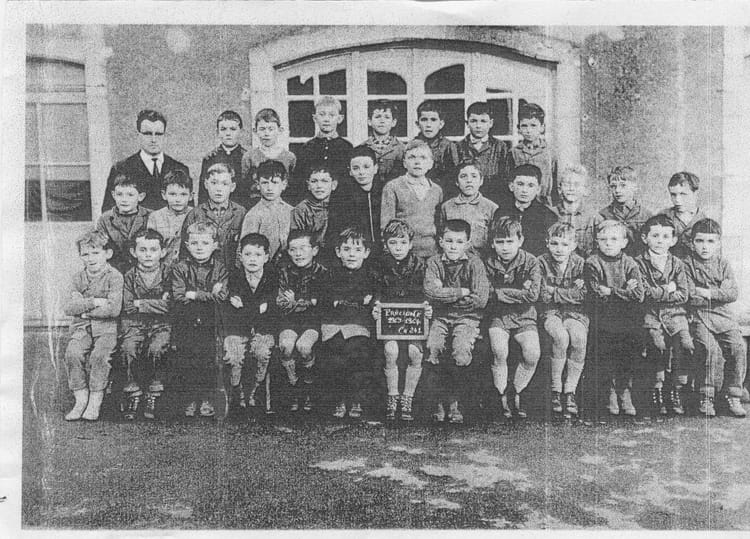 Photo de classe CM 1 de 1963, Ecole Saint Joseph Saint Jean (Precigne ...