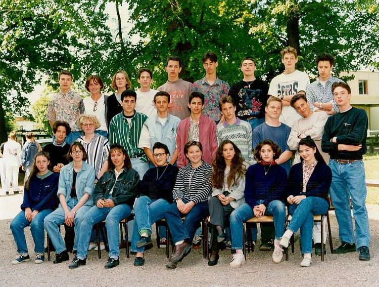 Photo de classe 3ème2 de 1991, Collège Le Rosaire - Copains d'avant