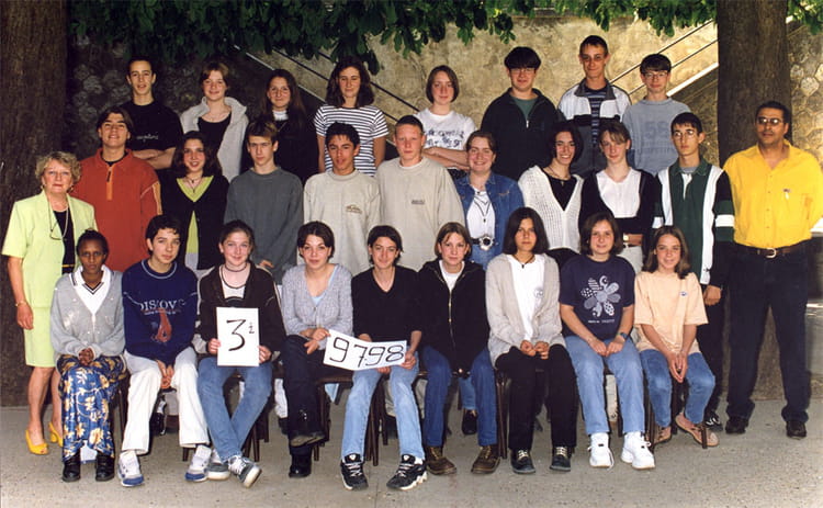 Photo de classe 3eme St Paul de 1997, Collège Saint-paul - Copains d'avant