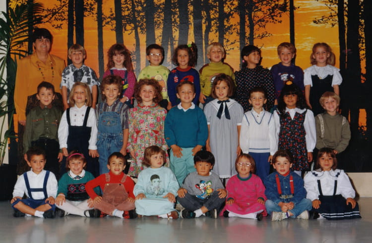 Photo de classe JE3 de 1989, Ecole Notre Dame De L'esperance - Copains ...