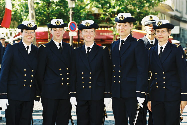 Photo de classe Ecole navale 2001 de 2003, ECOLE NAVALE - Copains d'avant