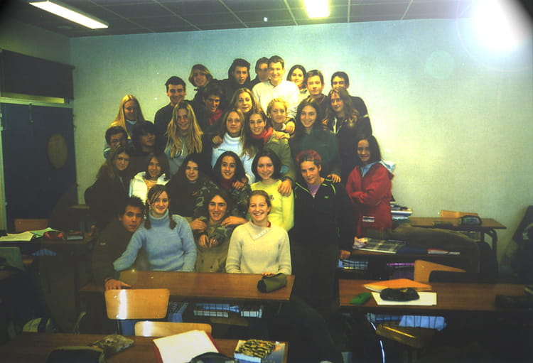 Photo de classe 1ere S2 de 2002, LYCEE VILLA PIA - Copains d'avant