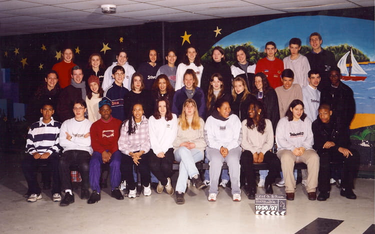 Photo De Classe 2 1 De 1996 Lyc e Charles Le Chauve Copains D avant