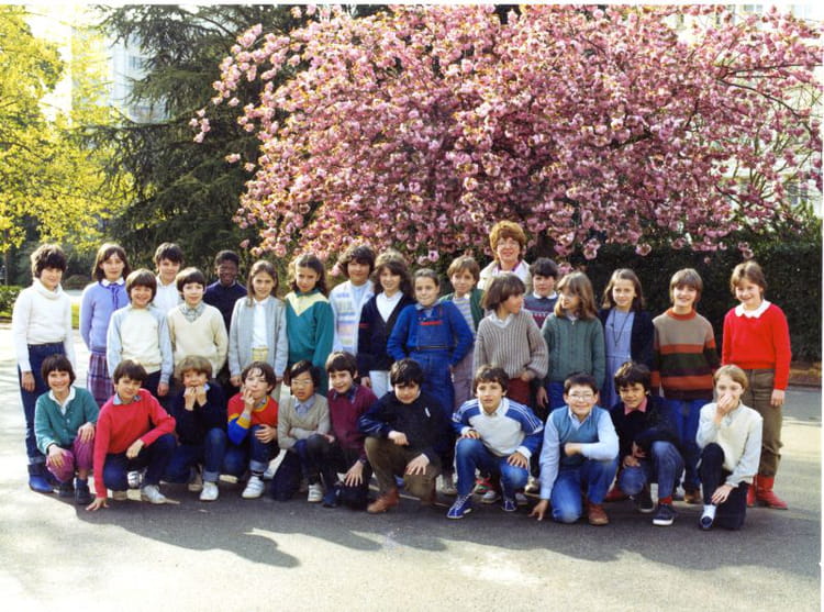 Photo de classe Classe Mme Michaud de 1982, ECOLE GASTON SERPETTE ...