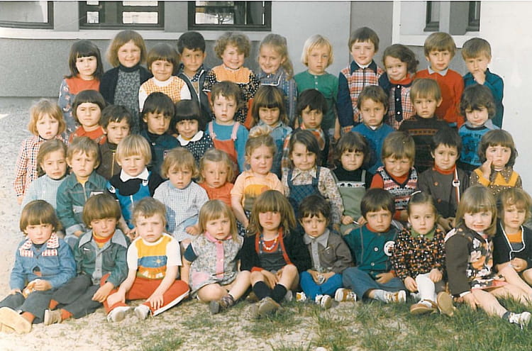 Photo de classe Moyenne section maternelle de 1973, Ecole Tillet ...