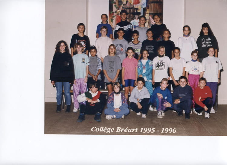 Photo de classe 5ème4 CES Bréart de 1995, Collège Breart - Copains d'avant