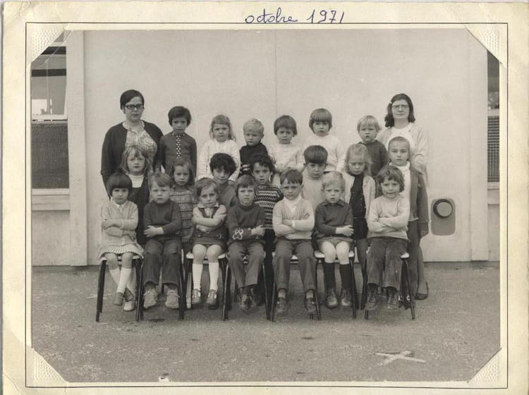 Photo de classe Maternelle de 1971, Ecole Jean Mace (Barlin) - Copains ...