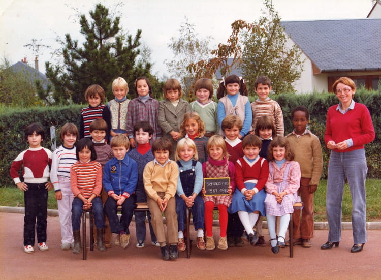 Photo de classe CP de 1981, ECOLE DES SARRAZINES - Copains d'avant