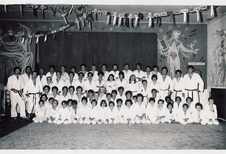 Photo de classe Judo JSSO 1977 de 1977, JSSO - Copains d'avant