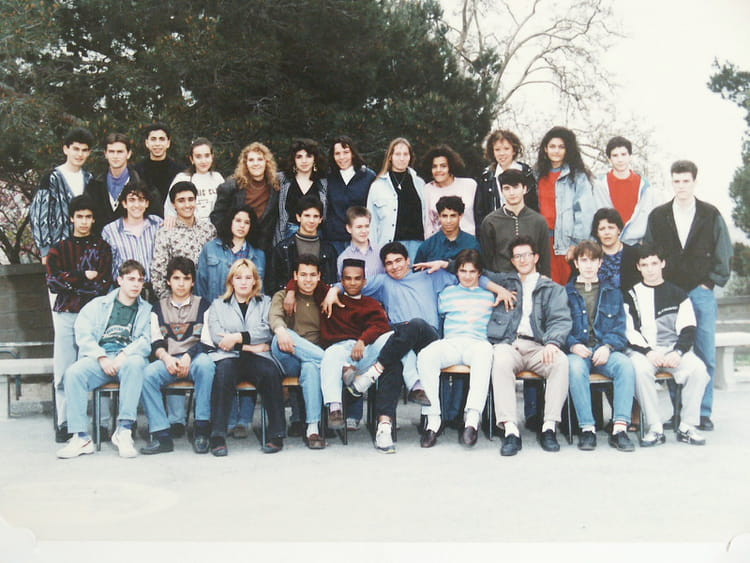 Photo de classe 1ère s2 de 1990, Lycée Saint-exupéry - Copains d'avant