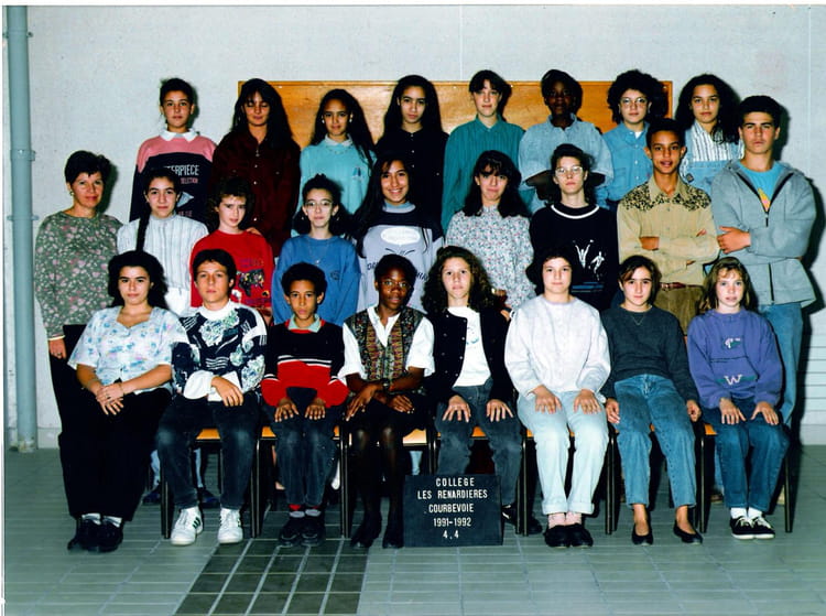 Photo de classe 4e4 de 1991, Collège Les Renardières La Défense 3 ...