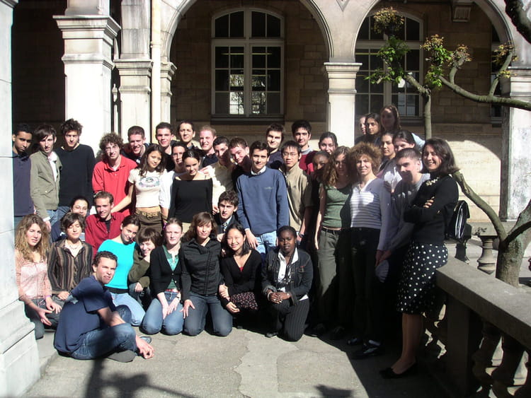 Photo de classe EC1 2002/2003 de 2003, CLASSES PREPARATOIRES LYCEE JACQUES DECOUR - Copains d'avant