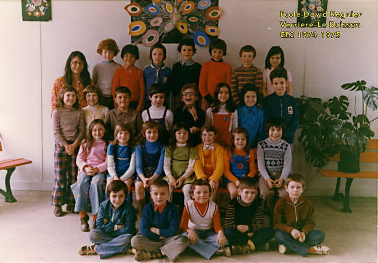 Photo de classe CE2 1974-1975 de 1974, ECOLE DAVID REGNIER - Copains d ...