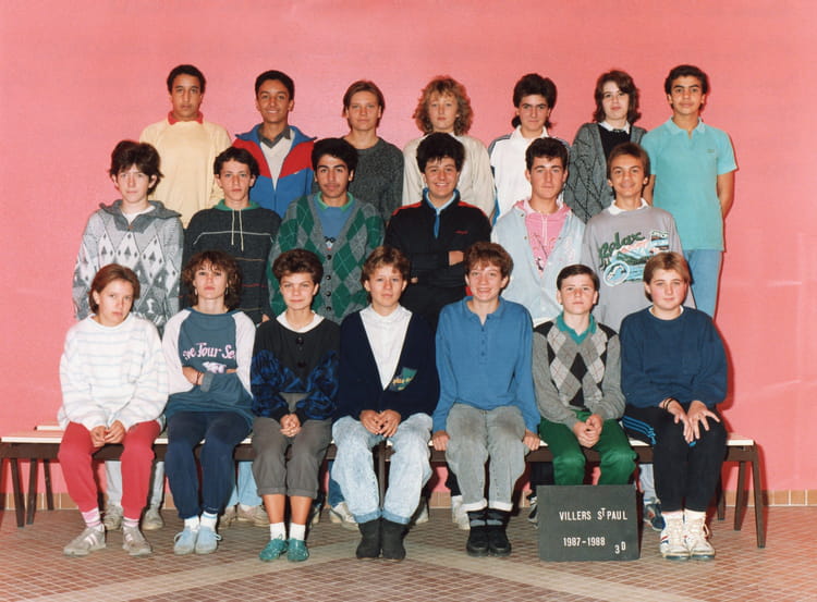Photo de classe 3°D de 1987, Collège Emile Lambert - Copains d'avant