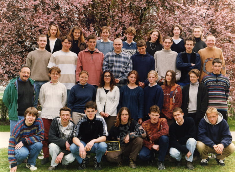 Photo de classe TS2 de 1996, Lycée Pierre Mechain - Copains d'avant