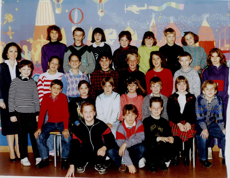 Photo de classe CM2 de 1990, ECOLE PAUL MULOT - Copains d'avant