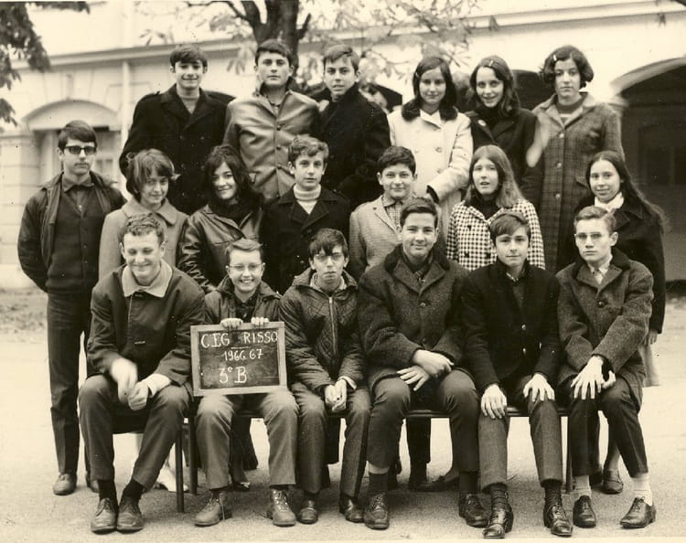 Photo de classe 3e B de 1966, Collège Antoine Risso - Copains d'avant