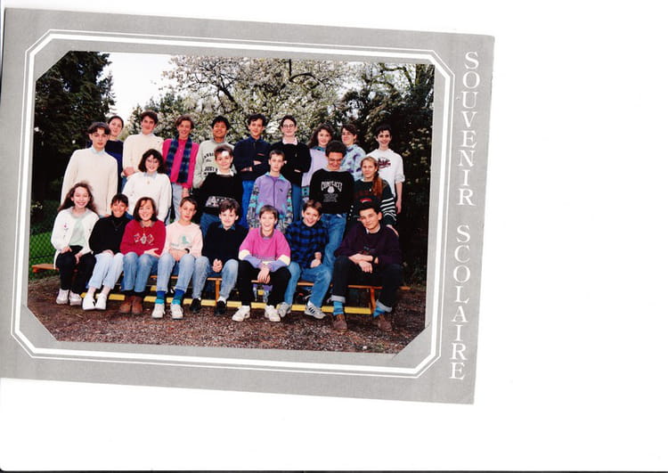Photo de classe 4 eme2 de 1992, Collège Jean Jacques Perret - Copains d ...