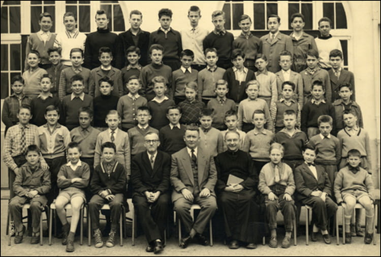 Photo de classe Classe de 5e de 1956, Collège Saint-sulpice - Copains d ...