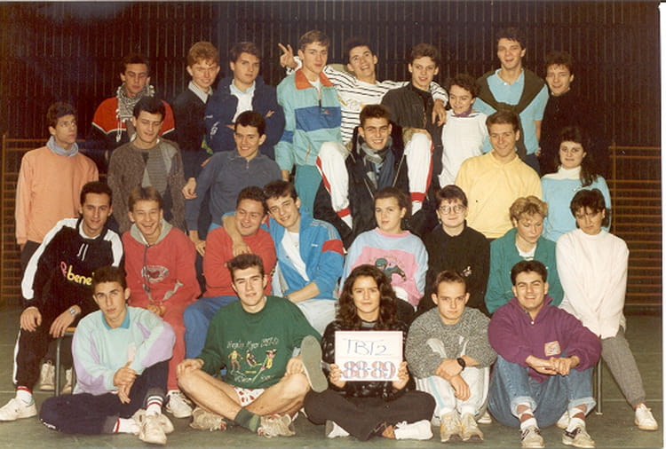 Photo de classe TBT2-89 de 1989, Ecole Hôtelière - Copains d'avant