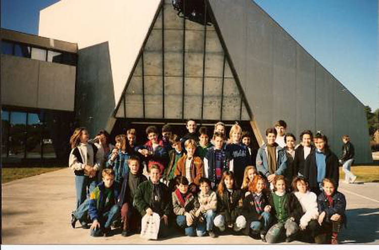 Photo de classe Classe de 5eme de 1989, COLLEGE ROUSTAN - Copains d'avant