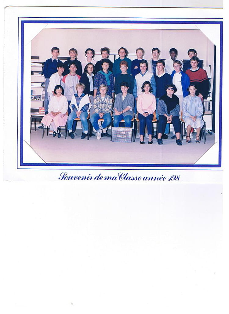 Photo de classe 3D de 1985, Collège Georges Rayet - Copains d'avant