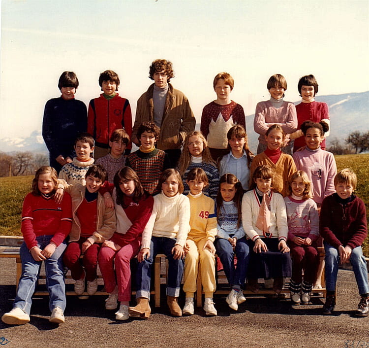Photo de classe La sixieme de 1982, Collège René Long - Copains d'avant