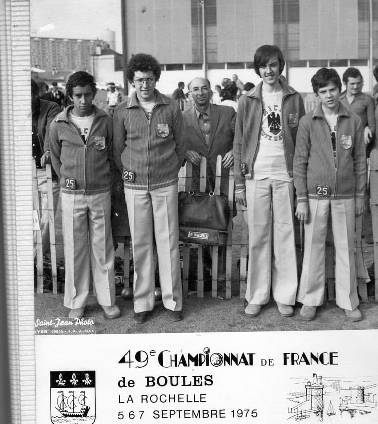 Photo de classe Equipe cote d'azur de 1975, Association Pauliani Boules ...