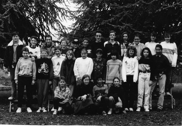 Photo de classe 4ème4 de 1991, Collège Bissy - Copains d'avant