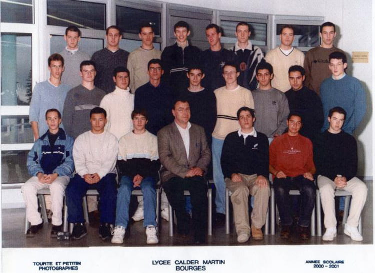 Photo de classe Terminale S de 2001, Lycée Pierre-emile Martin - Copains d'avant